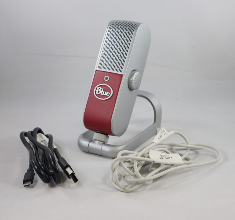 USB mic kit: Blue Raspberry – Student Multimedia Design Center